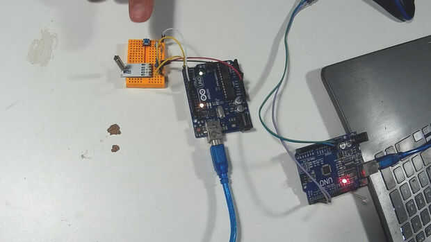 De La Gama Larga Km 18 Arduino Arduino Comunicación Inalámbrica Con El Hc 12 Paso 3 