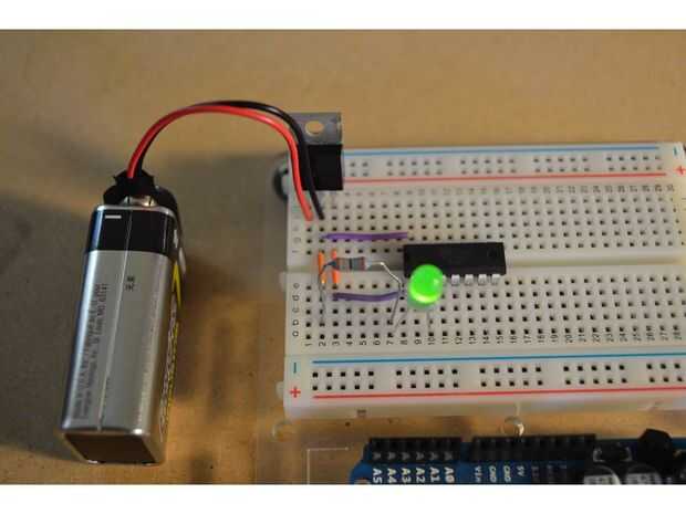 Usando La Arduino Uno Al Programa Attiny84 20pu Paso 7 Use El Attiny84 Solo Como Soporte