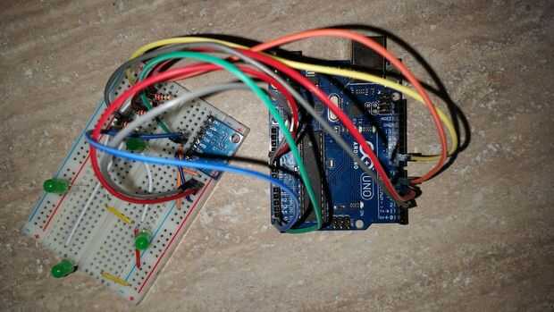 Giroscopio Llevó Control Con Arduino