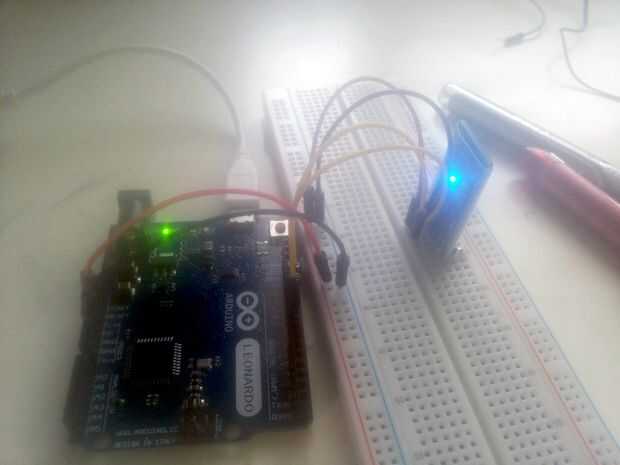 Usando a Arduino Leonardo como ratón y teclado, control por bluetooth ... Usando a Arduino Leonardo como ratón y teclado, control por bluetooth ...