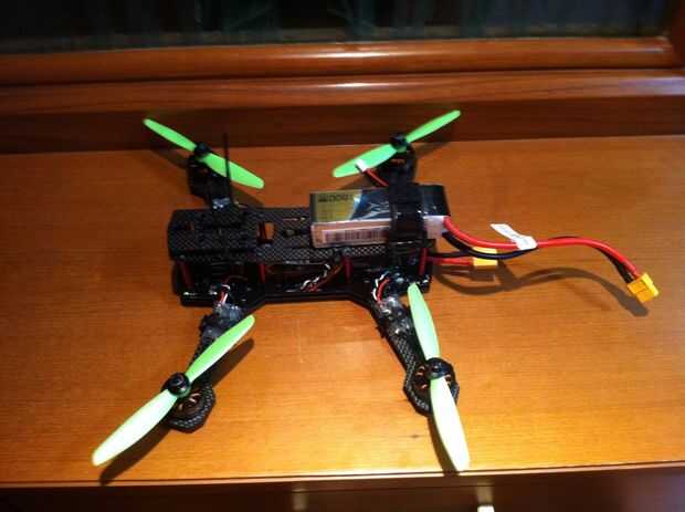 Cómo Construir Un Quadcopter De Carreras Zmr250