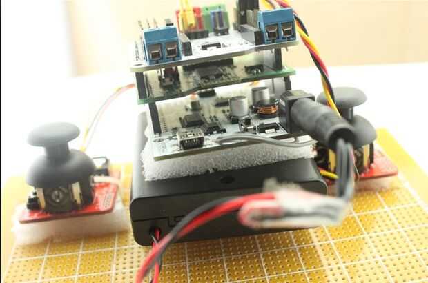 Utilizando Arduino y Bluetooth control de un coche de dos unidades ... Utilizando Arduino y Bluetooth control de un coche de dos unidades ...