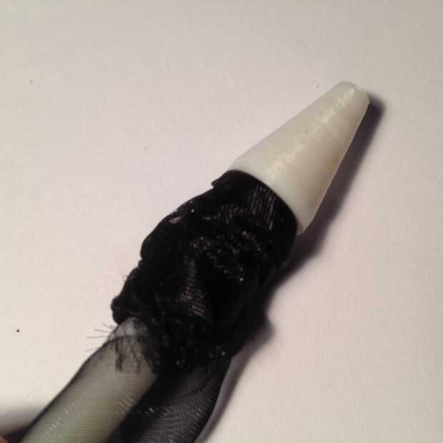 Diseñar y hacer tu propio pluma perfecta / Paso 5: Montaje de la pluma ...