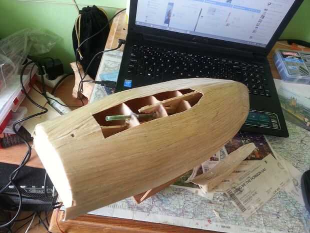 Barco RC de Arduino / Paso 4: contrapeso - askix.com