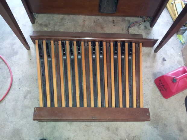 Arduino MIDI teclado de Pedal de pie / Paso 2: Obtención de los pedales - askix.com