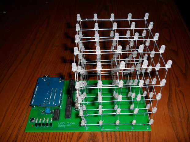 Cubo del LED con Arduino y PCB personalizado - askix.com Cubo del LED con Arduino y PCB personalizado - askix.com